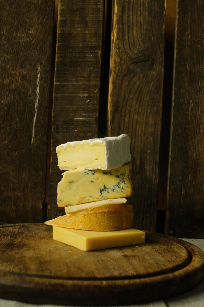 Our guide to the tastiest cheese and wine pairings this Christmas ...